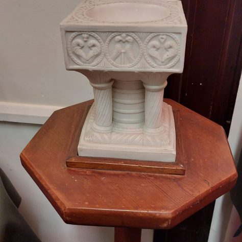 A gallery of Methodist baptismal fonts | New contributions | My ...