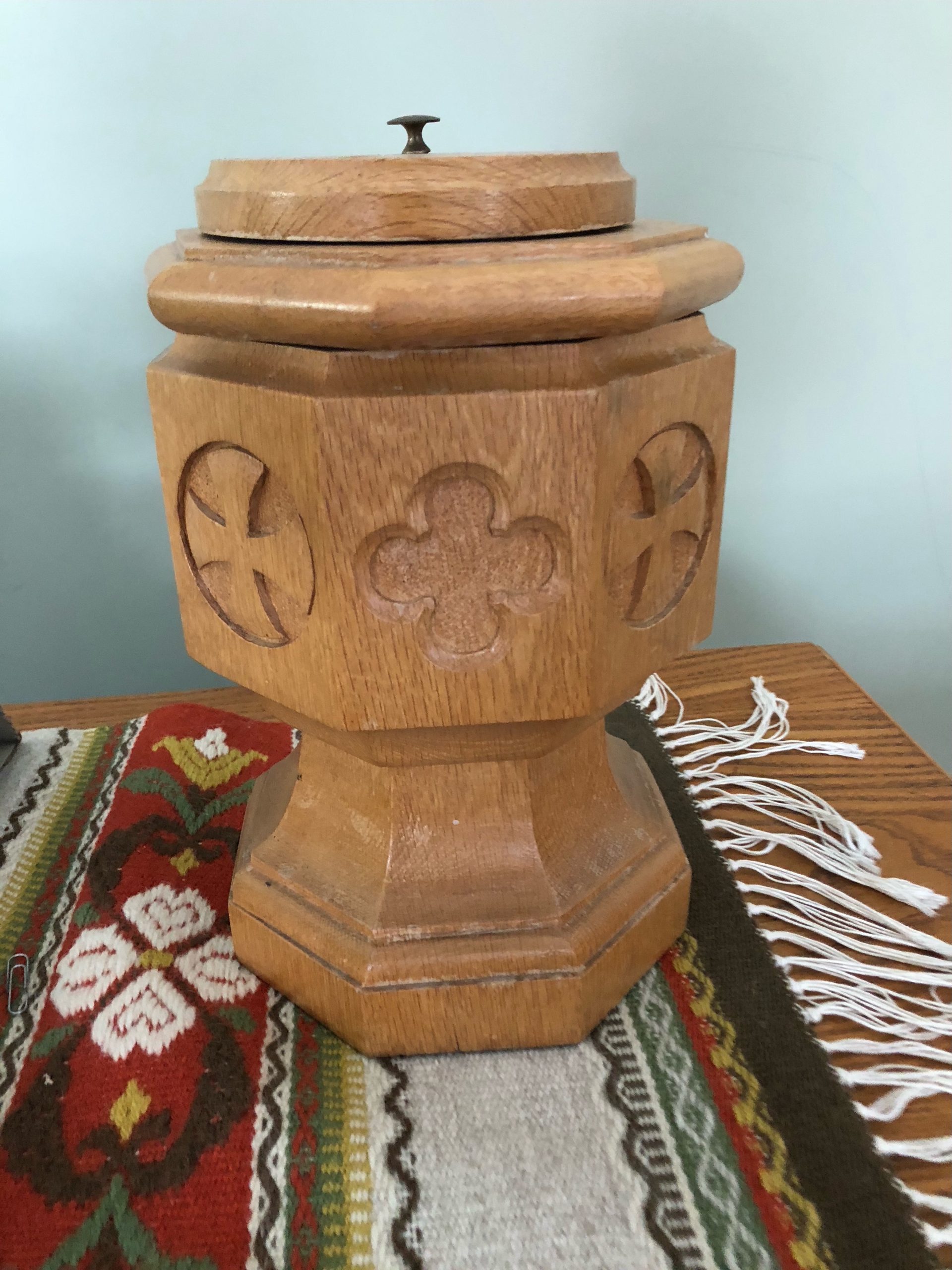 A gallery of Methodist baptismal fonts | New contributions | My ...